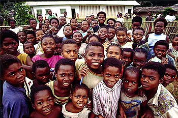 2016: Equatorial Guinea Examined | Latino Media Collective